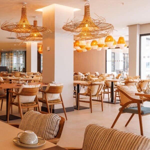 Radisson Hotel Group signs 133-key Radisson hotel in the thriving ...